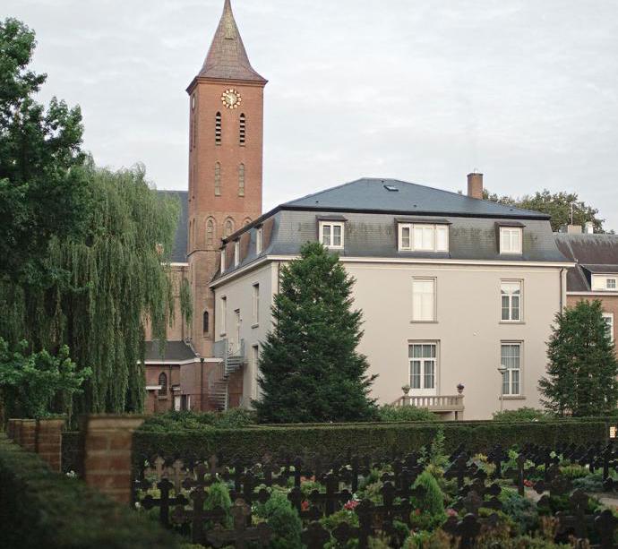 Zusters van Denekamp | Het klooster